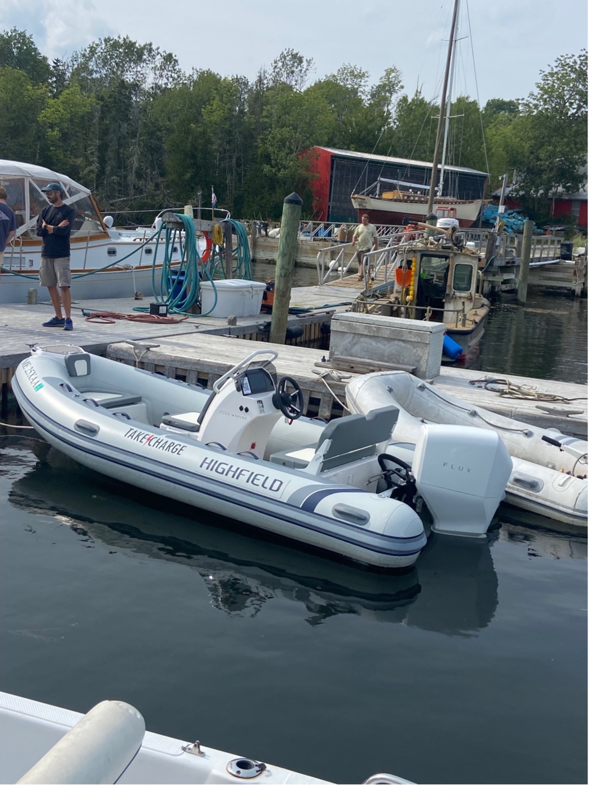 Electric Boat Course Ahead of the Curve - Island Institute